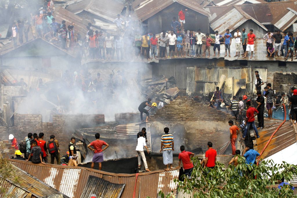 BANGLADESH-DHAKA-SLUM-FIRE