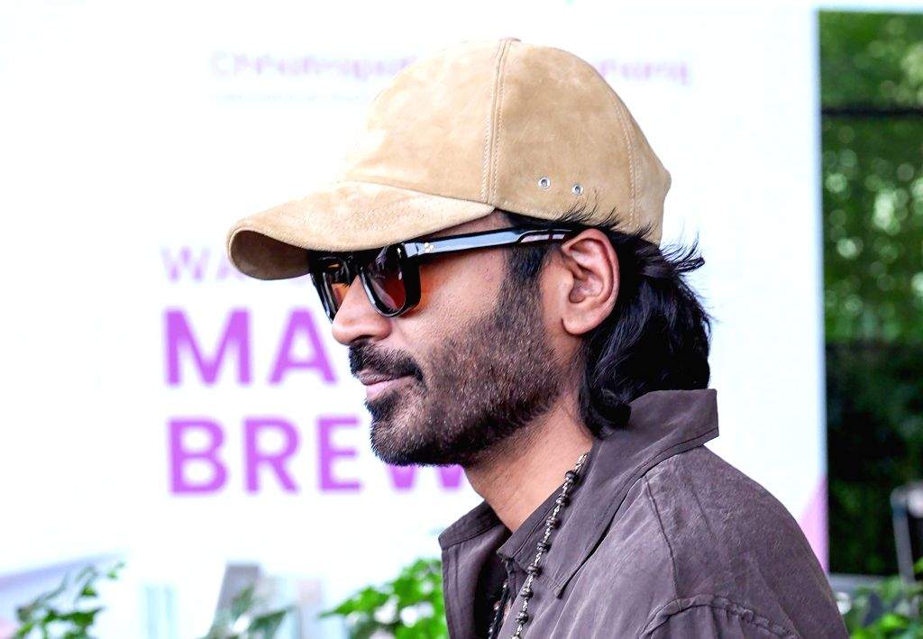 Dhanush Spotted at Airport