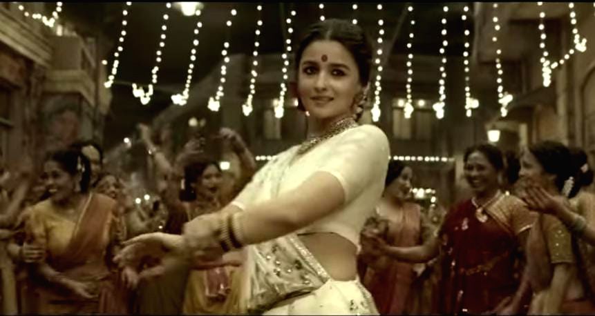 SLB's 'Dholida' from 'Gangubai Kathiawadi' sets the tone for Garba season