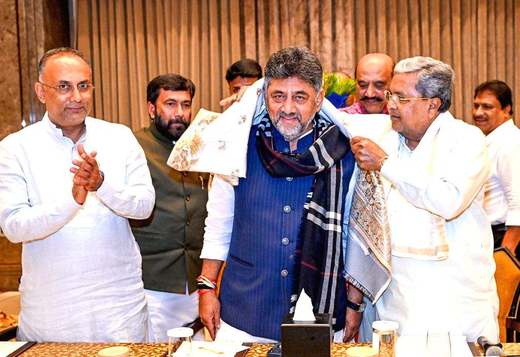 DK Shivakumar attends Congress Legislature Party meeting