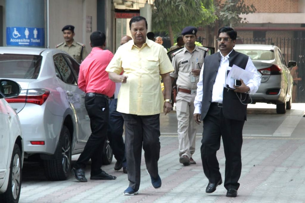 DMK's T. R. Baalu meets CEC