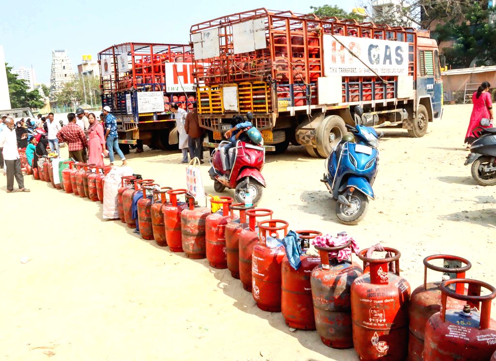 Domestic LPG Distribution Continues at Shivajinagar