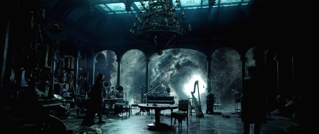 IANS Review: 'Doctor Strange in the Multiverse of Madness': A complex ...