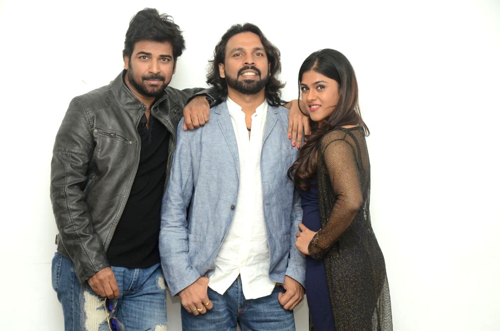 E Ee" movie press meet - Stills