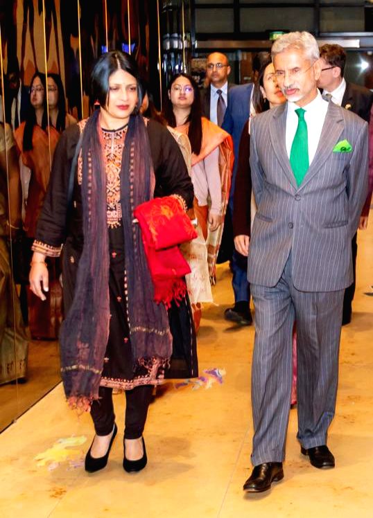 : Auckland: EAM S. Jaishankar meets New Zealand Miniter Priyanca ...