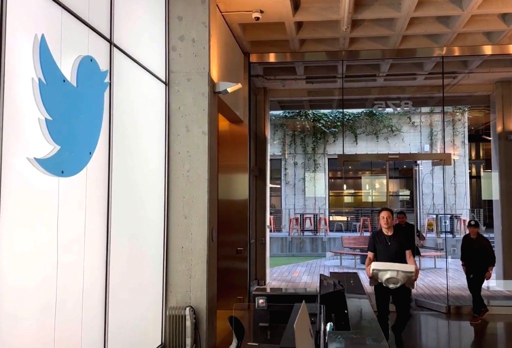 Free Photo : Elon Musk, Twitter Office,