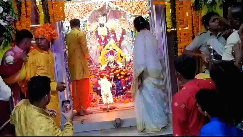 Embarrassment for Erstwhile Panna royal family as 'Maharani' dragged ...