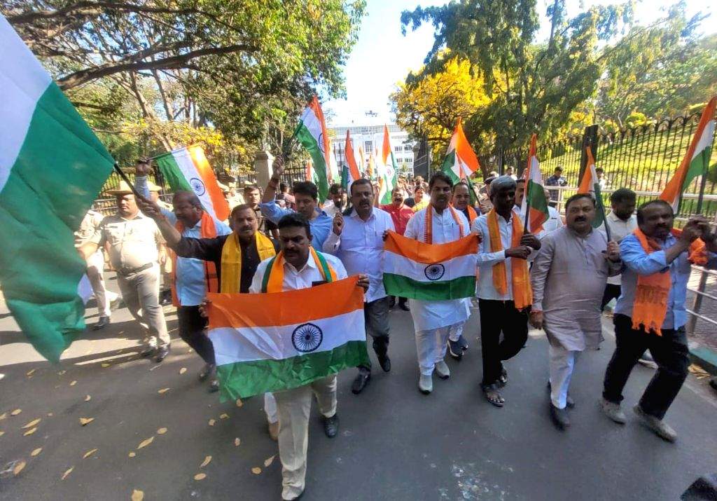 Leader of opposition in Karnataka Assembly R.Ashoka with BJP MLAs