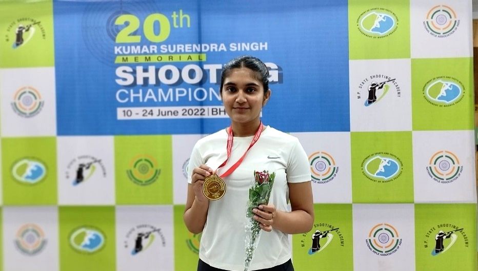 Esha Singh wins sport pistol event, Manu Bhaker bags double gold in ...