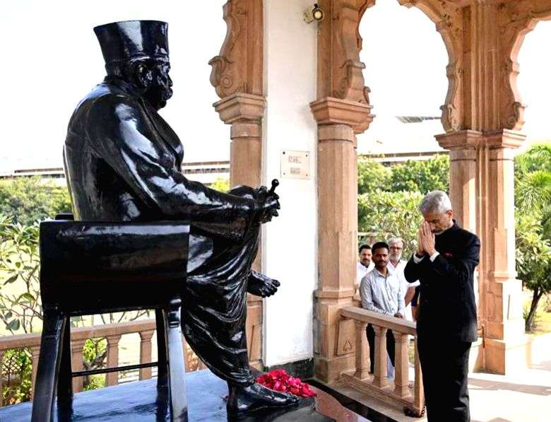 External Affairs Minister S Jaishankar pays tributes to Rashtriya ...