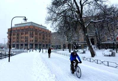 Extreme cold disrupts transporation in Sweden