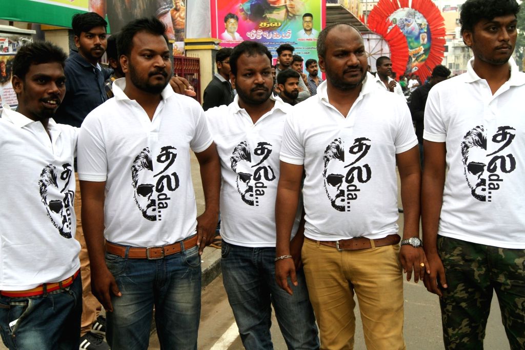 Fans hysteria during release of Ajith Kumar's "Vivegam