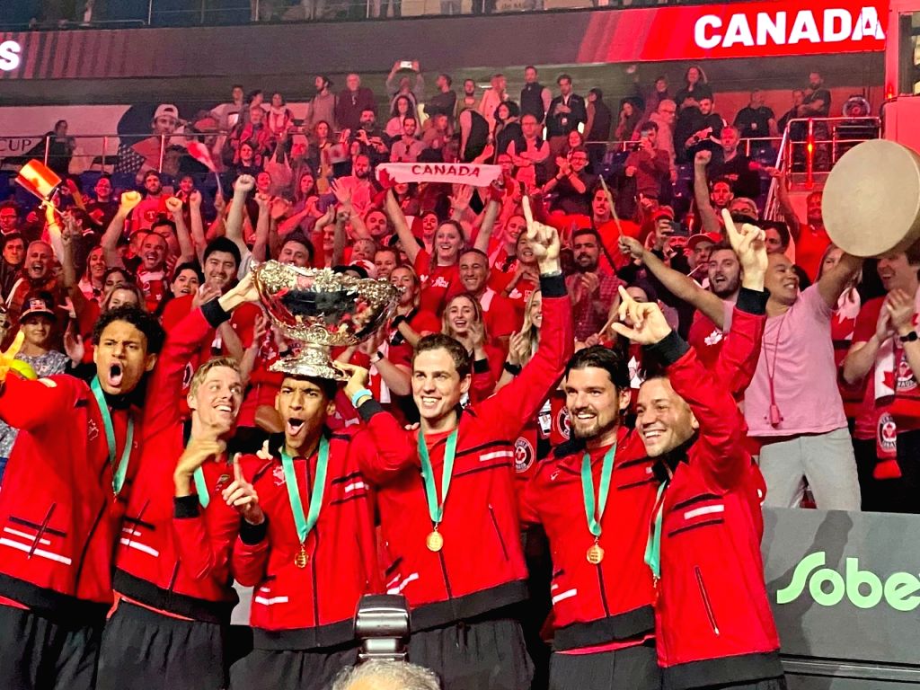 Free Photo : Fantastic Felix fires Canada to first Davis Cup Finals title