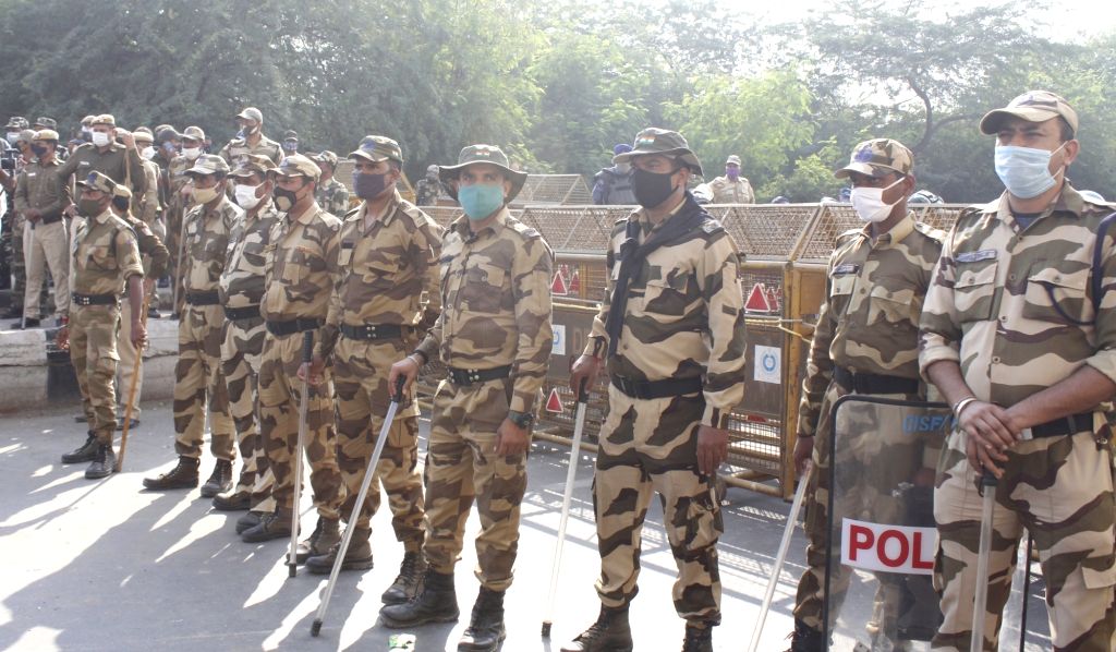 Farmers dig in heels, continue to rally on Delhi borders as more join in