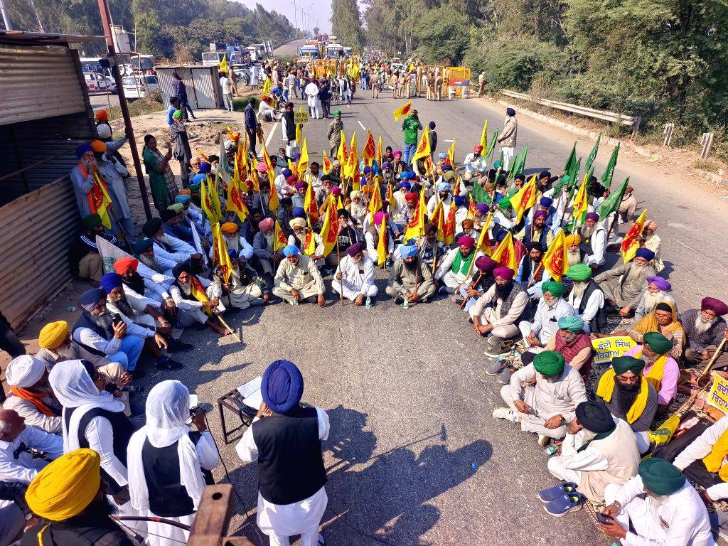 Farmers Stopped at Shambhu Border During Delhi Chalo March