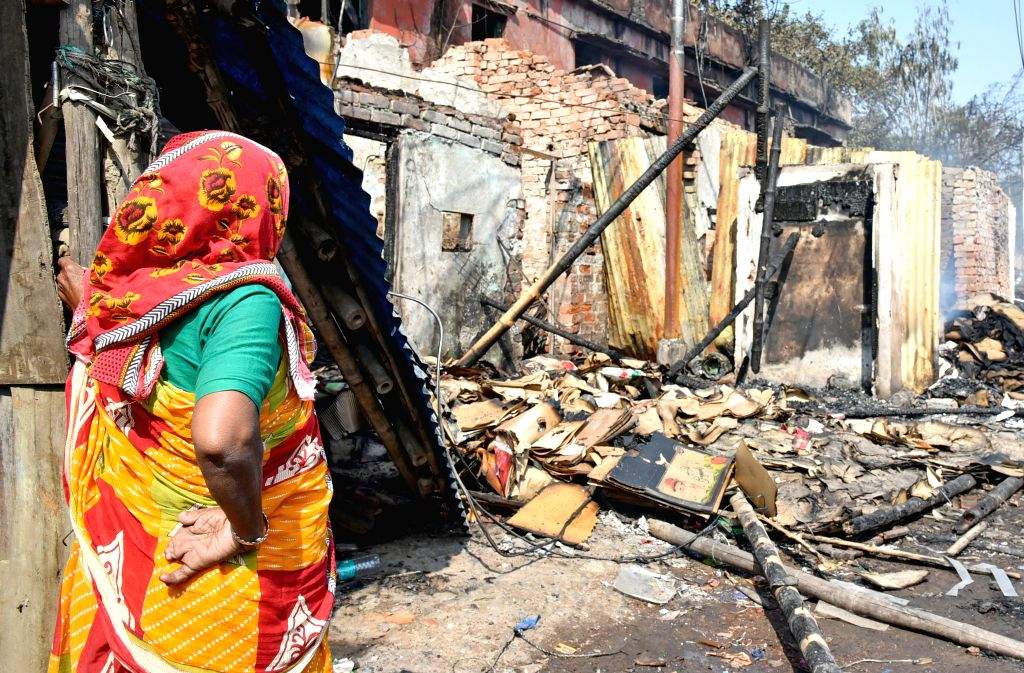 Fire Breaks Out in Narkeldanga Slum