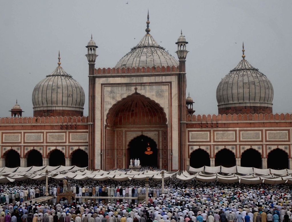 Holy month of Ramzan first day of namaz