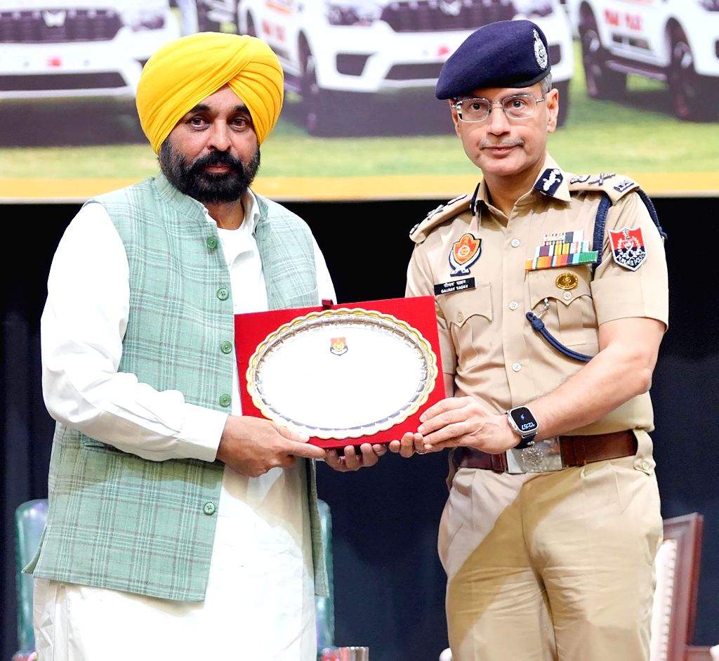 Flagging Off ceremony of New Police Vehicles