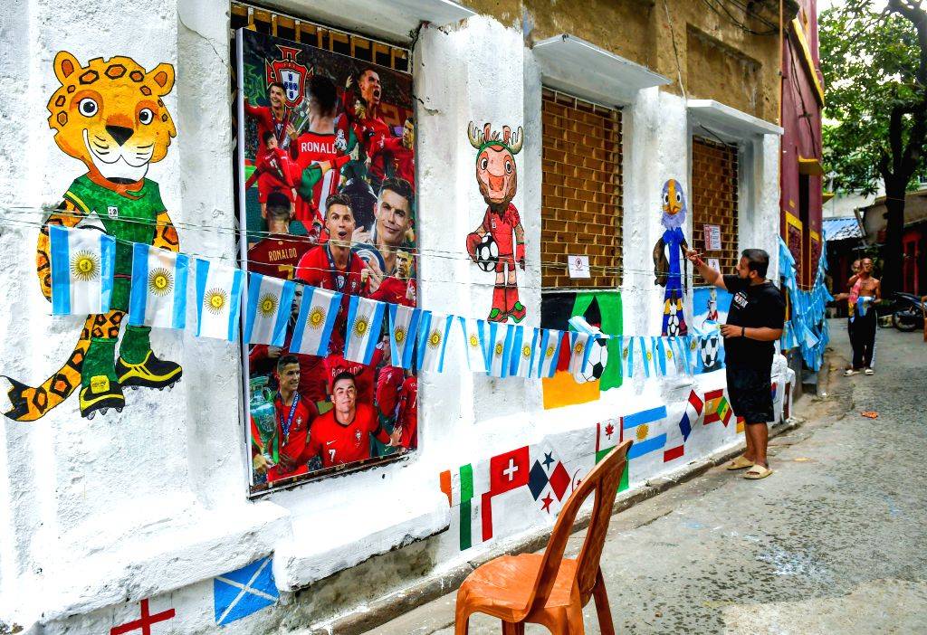 Football fever grips city ahead of FIFA World Cup