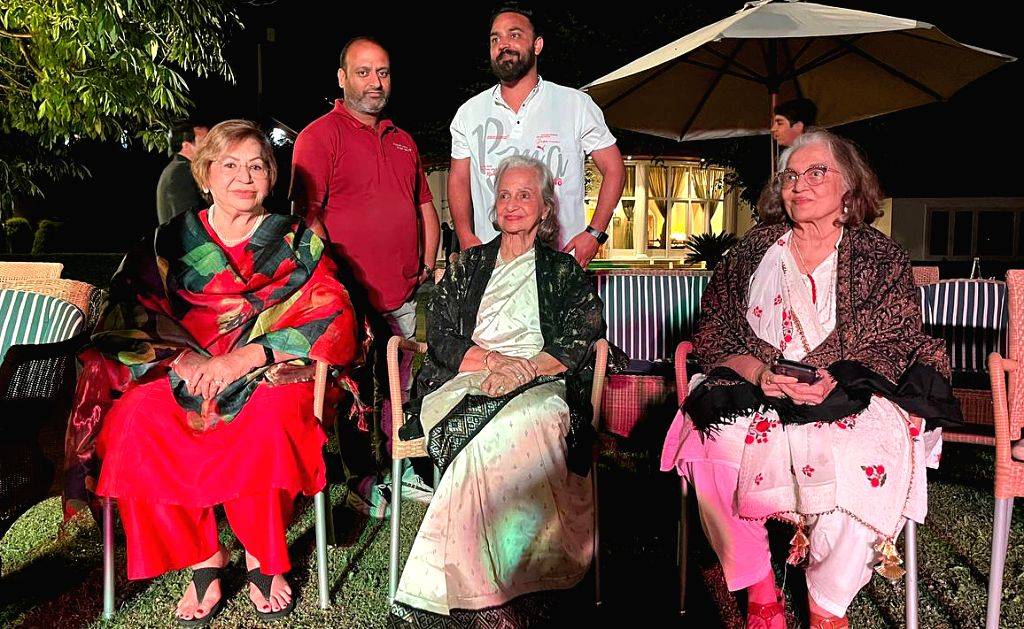 Former Bollywood Actresses Asha Parekh, Waheeda Rehman and Helen at hotel