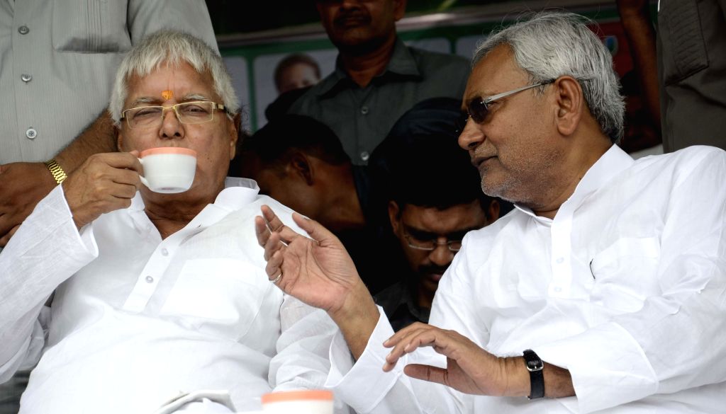 Lalu-Nitish together after 20 years