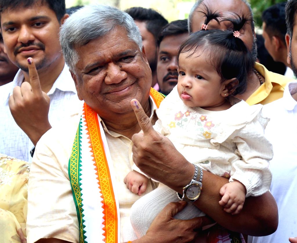 Former CM and Congress leader Jagadish Shettar after casting his vote ...