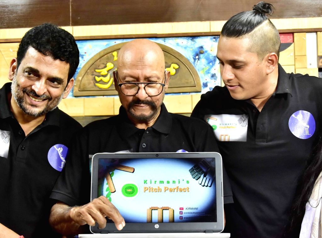 Former Indian Cricketer and Padma Shri awardee Dr. Syed Kirmani along ...