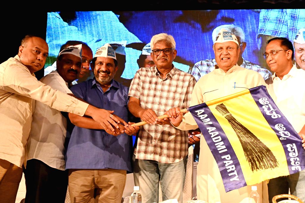 Former MLA and senior politician 'Mukhyamantri' Chandru takes charge as ...