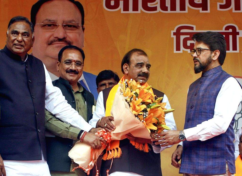 Former MLAs and Councilors join BJP in the presence of Union I&B ...