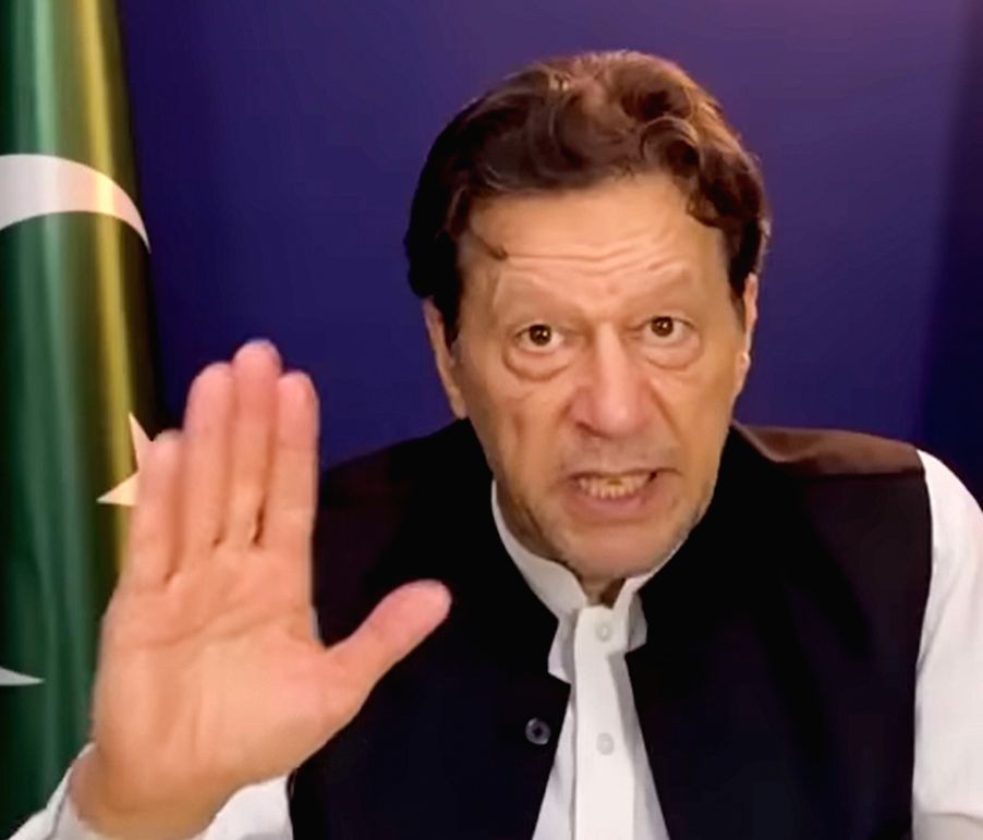 Islamabad :Former prime minister of Pakistan and Pakistan Tehreek-e ...