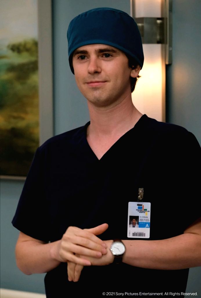 Freddie Highmore say his role 'The Good Doctor' pays tribute to docs
