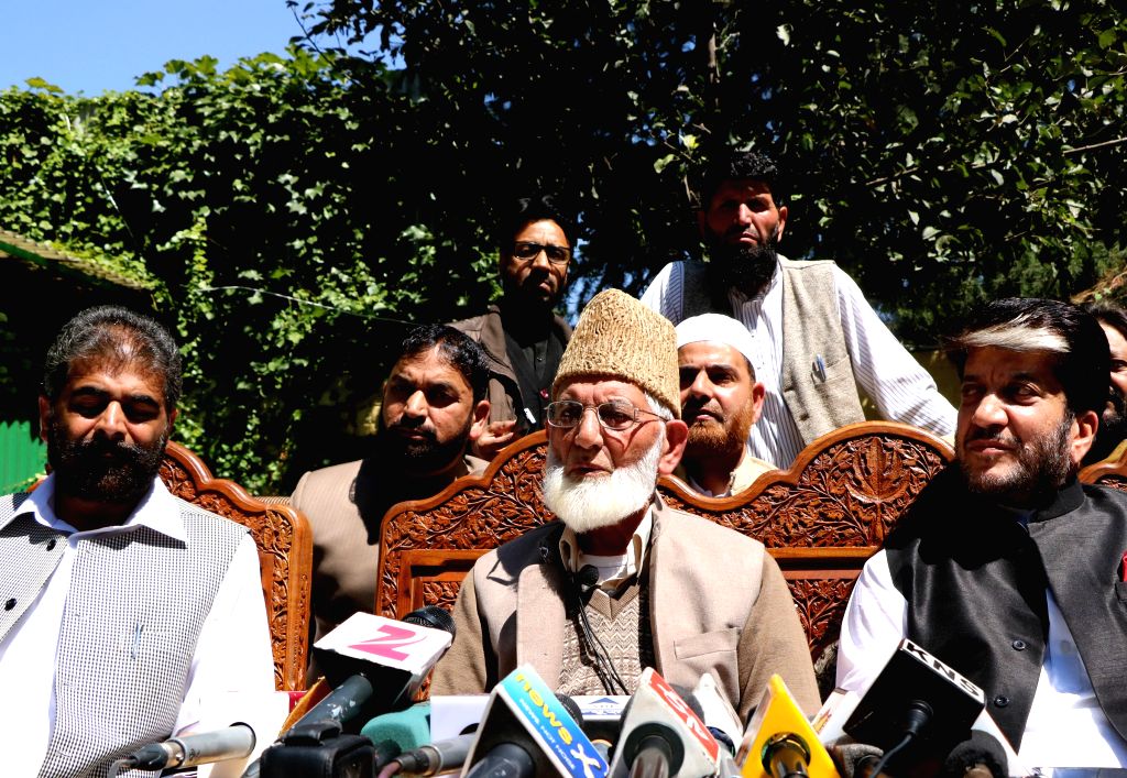 Three Kashmiri separatist leaders join Geelani's Hurriyat
