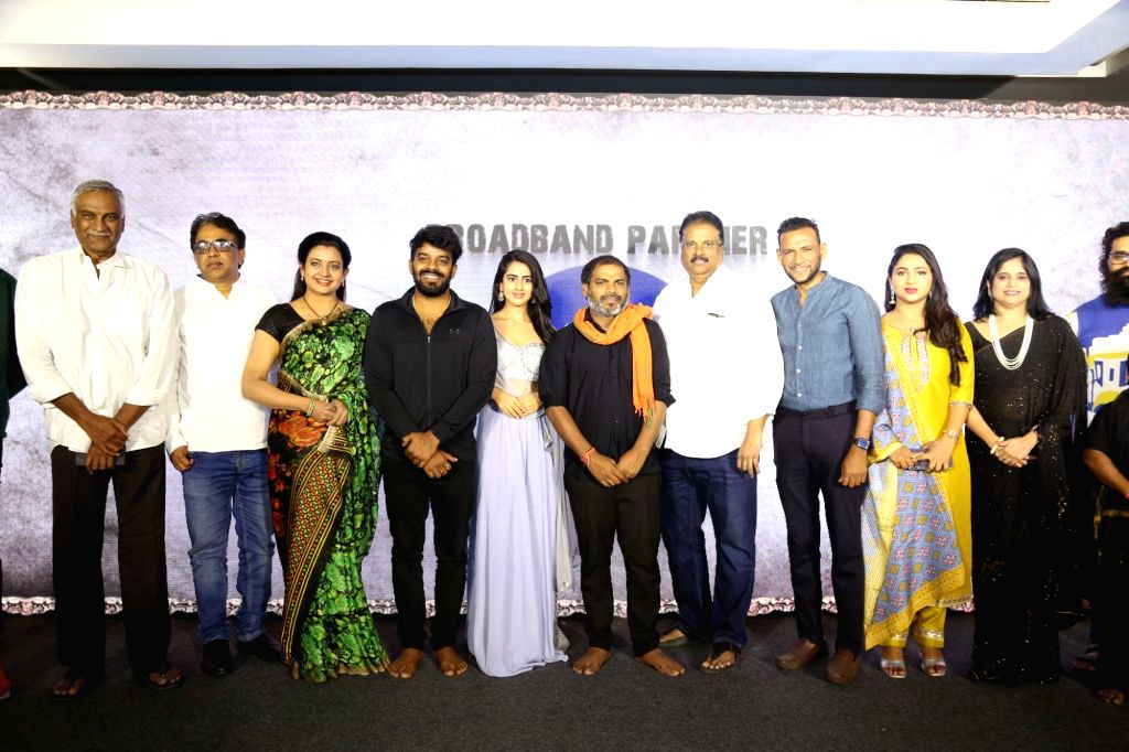 Gaalodu Movie