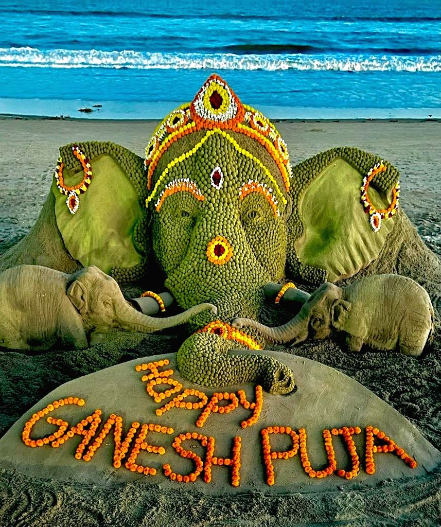 Odisha sand artist creates Ganesh sculpture at Puri beach