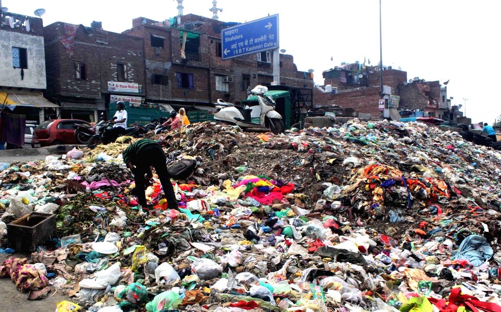 Shastri Park - Garbage