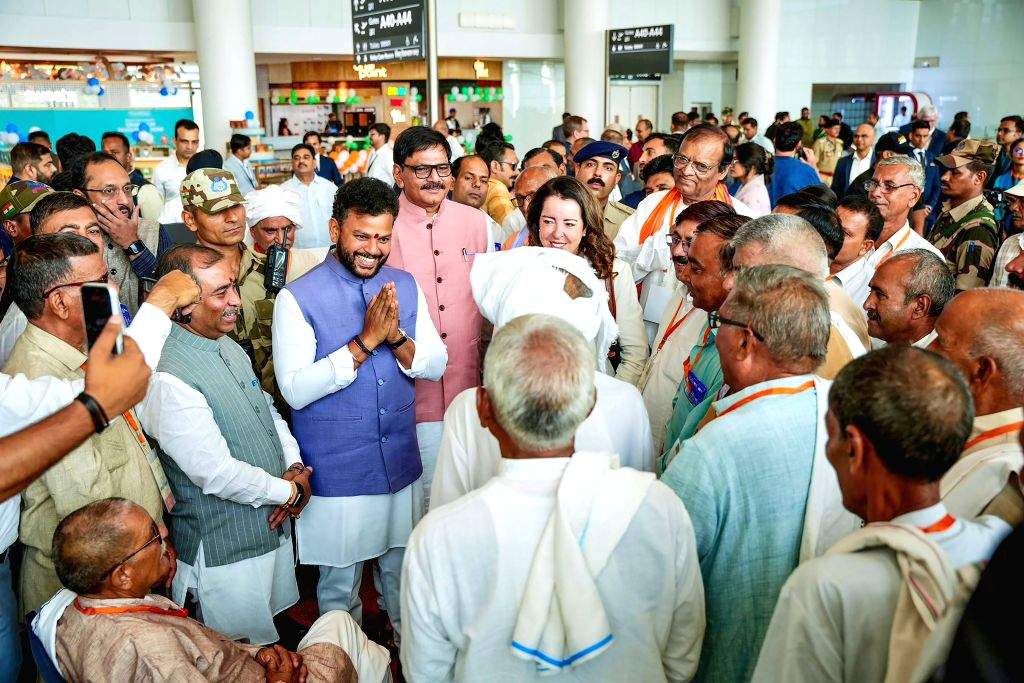 Gautam Buddha Nagar: Civil Aviation Minister Meets Farmers at Noida Airport