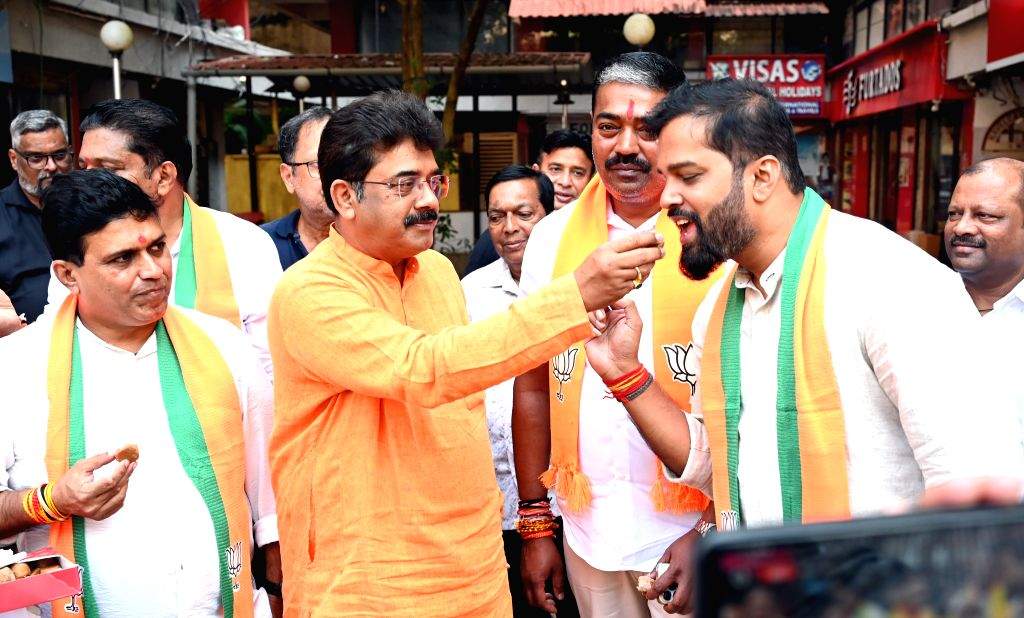 Goa BJP Leaders Celebrate Maharashtra Election Victory