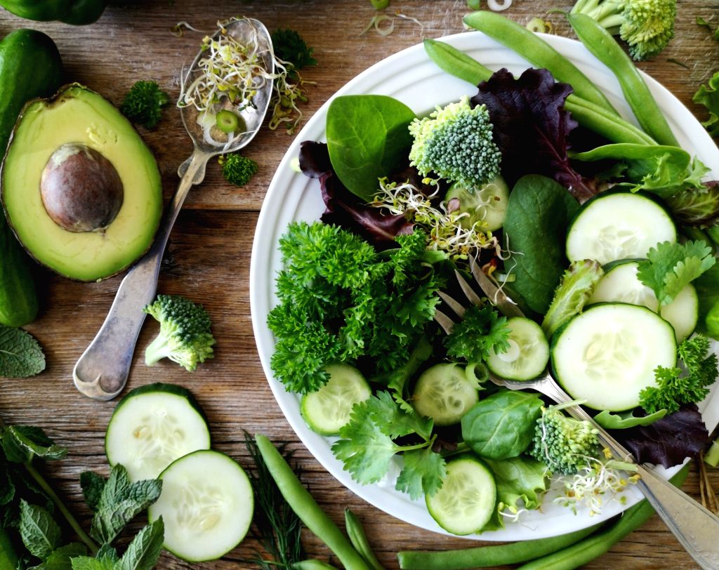Green Mediterranean diet cuts more visceral fat than healthy diet