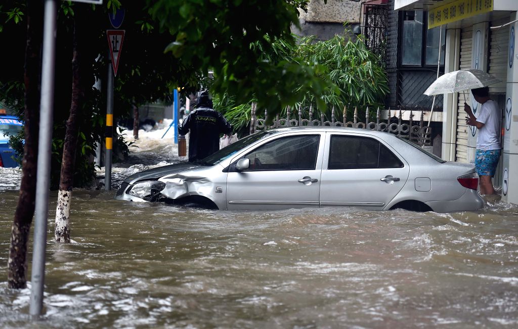 CHINA-HAINAN-TYPHOON-DIANMU-HEAVY RAIN