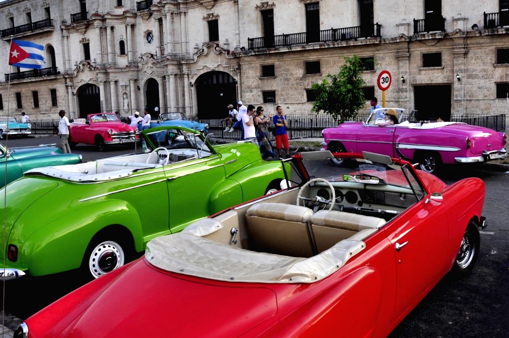 CUBA-HAVANA-COLLECTIVE TAXIS