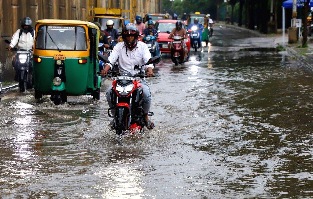 Heavy Rain Causes Waterlogging in Bengaluru