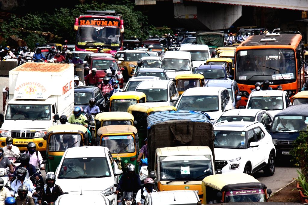 Heavy traffic jam at Okalipuram Junction, as the Karnataka government ...