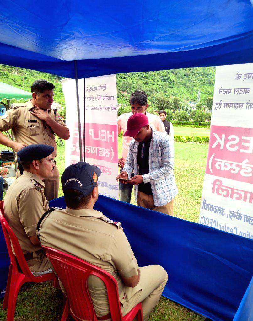 Helpdesks Setup to Assist Disaster Victims