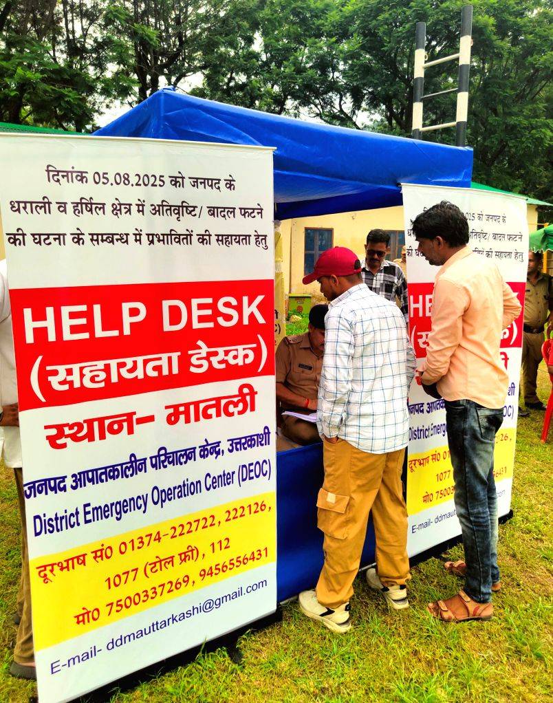 Helpdesks Setup to Assist Disaster Victims