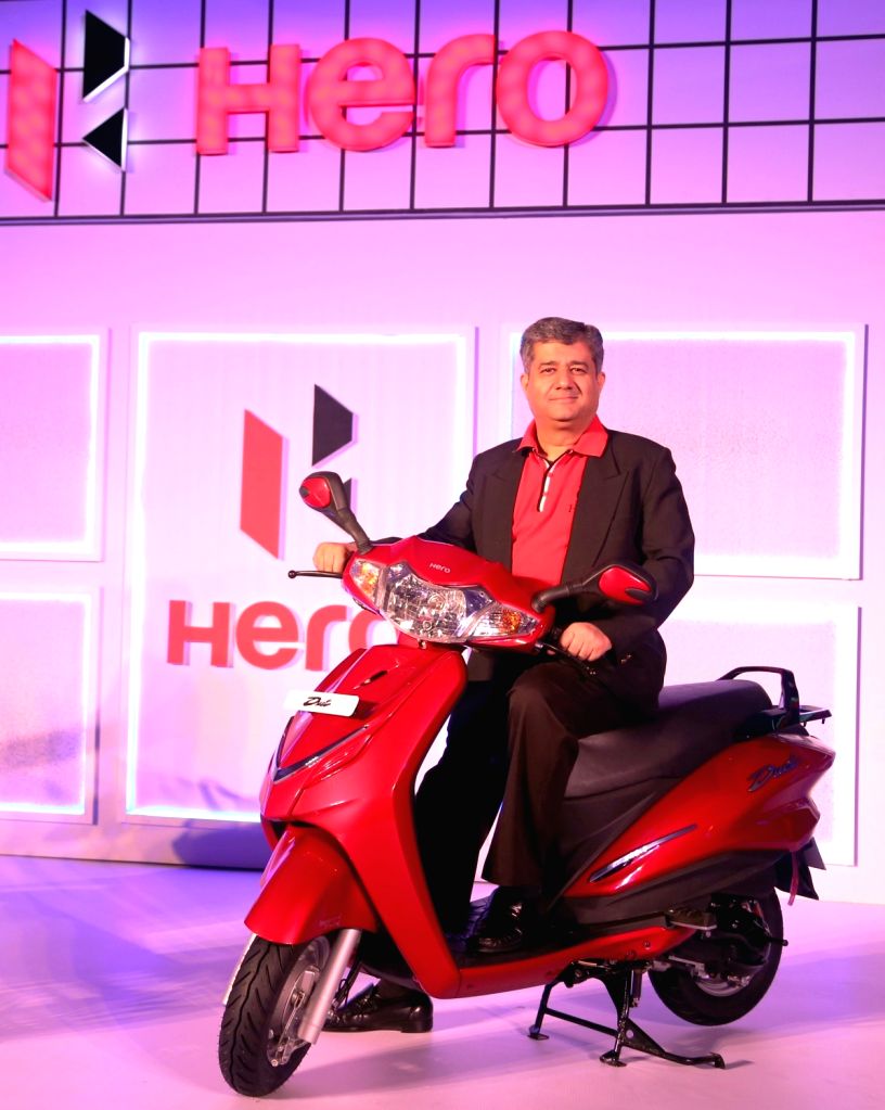 Hero's launches Duet and and Maestro Edge scooters