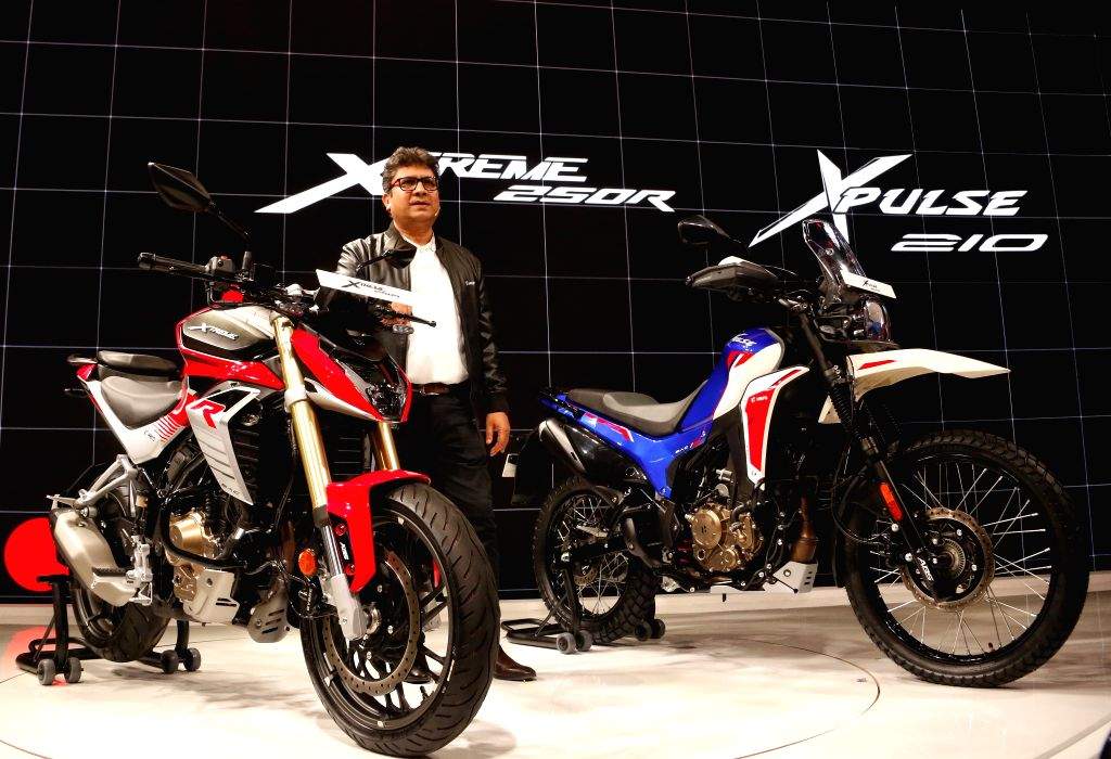 Hero MotoCorp unveils Xtreme 250R and Xpulse 210 at the Bharat Mobility ...