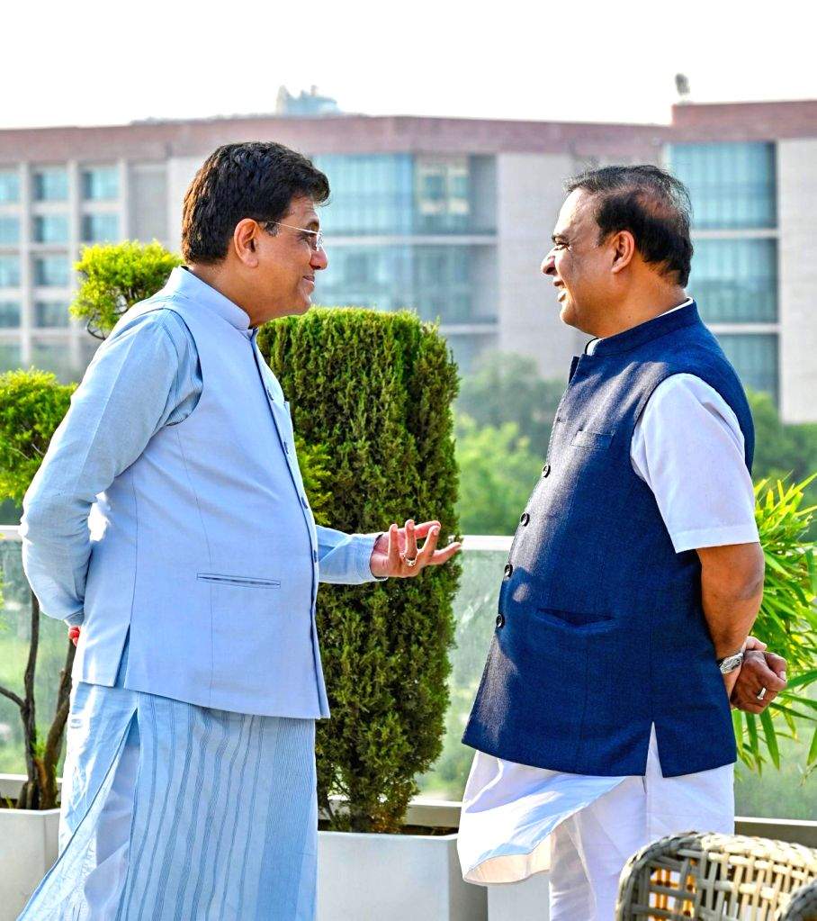 Himanta Biswa Sarma Visits Kartavya Path Redevelopment Project
