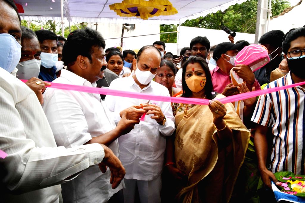 Home Minister Mahmood Ali inaugurated Bansilalpet Double Bedroom House ...