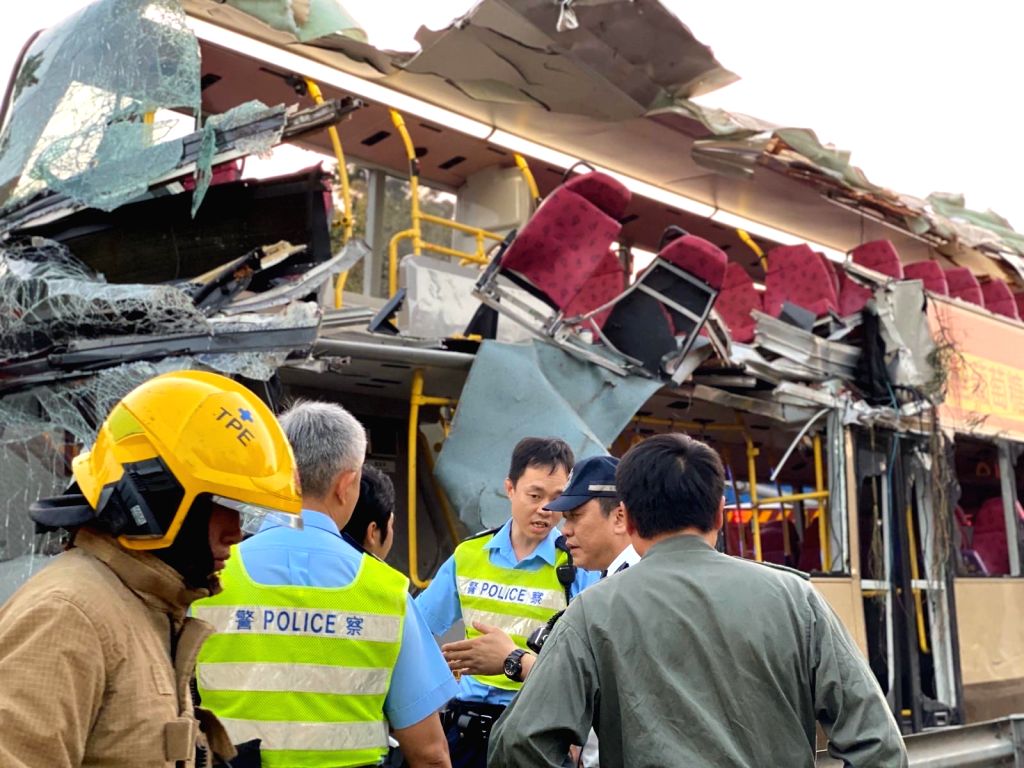 CHINA-HONG KONG-BUS CRASH-DEATH TOLL