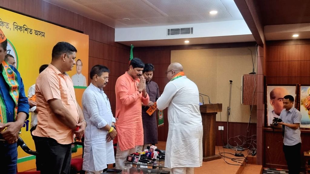 Free Photo: Host of opposition party leaders join BJP in Assam